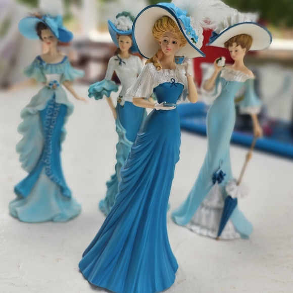 Thomas Kinkade | Art | Thomas Kinkade Proud Promenade Collection ...